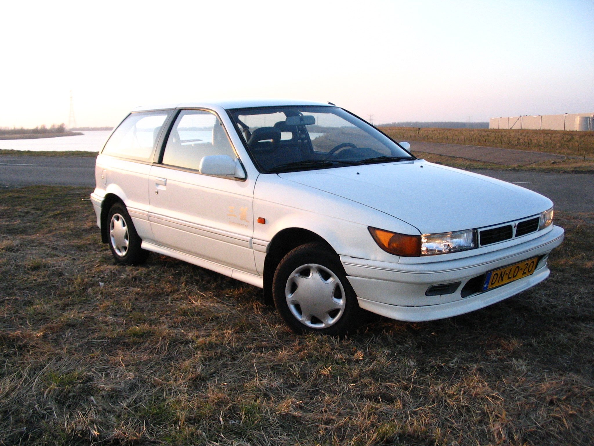 Mitsubishi Colt III (C50) 1.8 Diesel GLX (C54A) (60 Hp)